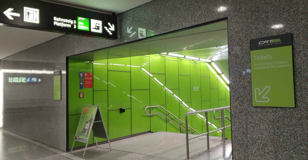 Popis a hodnocení nádraží Vídeň - letiště - Vlakem jednoduše