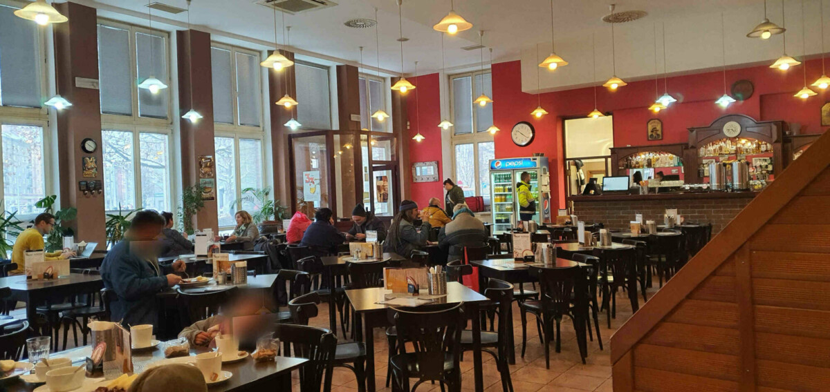 Olomoucké Porto - nádražní restaurace - Vlakem jednoduše