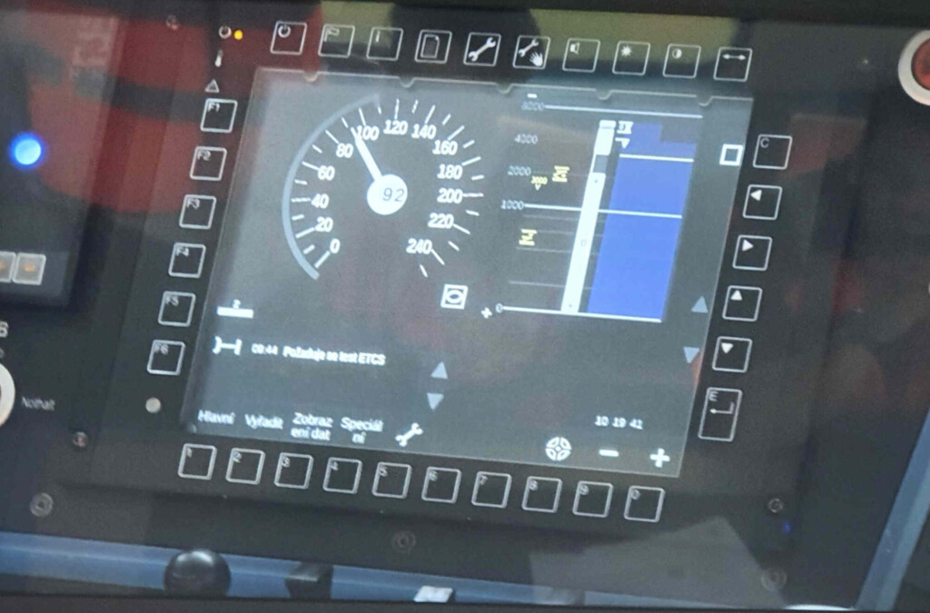 Co je to ETCS a jak to poznají cestující - Vlakem jednoduše